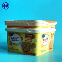 China Food Grade IML Plastic Cookie Containers 20.5cm Square Stackable Tubs with 3200ml Capacity and Waterproof Printing for sale