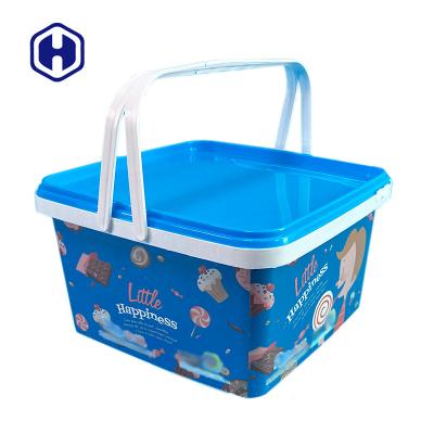 China Custom Square 195mm 113oz Food Grade PP IML Cookie Biscuit Container with Lid for sale