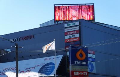 China Aluminum P8mm IP68 Outdoor LED Display Board 128*128 Big LED Screens for sale