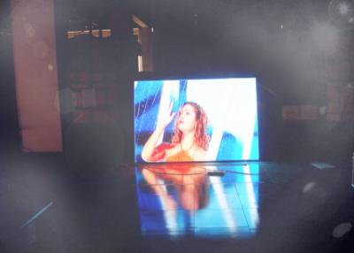 China Aluminum SMD 3 In 1 P2.5mm Indoor Full Color LED Display 1000cm/d for sale