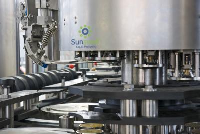 China XGF18-18-6 3in1 Monoblock Beer Filling Machine for Glass Bottles - 4000-5000 BPH Capacity, 2.2 kW Motor for sale