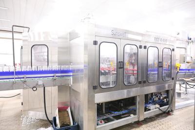 China 3-in-1 Automatic Glass Bottled Juice Production Line with 2000-20000 BPH Capacity, Washing Filling Sealing Capping for sale