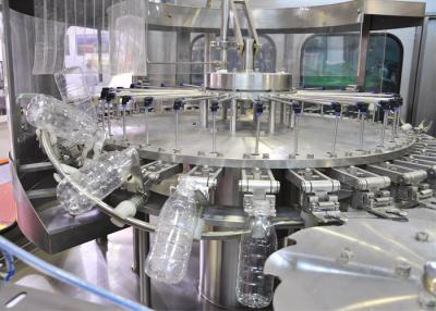 China PET Bottle Gravity Filling Machine 30,000BPH Capacity for Mineral Water Production Line 6250×4740×2700mm for sale