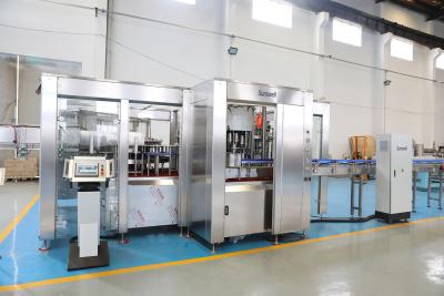 China CE 2000ml Soda Drink Water Filling Machine  Gravity Flow Valve for sale