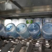 China Full Automatic 18.9L 5 Gallon Barrel Water Filling Machine for sale