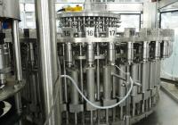 China RCGF40-40-12 PET Bottle Beverage Filling Machine with 40 Filling Heads and 15,000 BPH Capacity for Juice, Tea, Energy Drinks for sale
