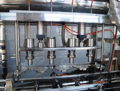 China Automatic 4 Head Water Filling Machine 1.5kw 500BPH for Pure Mineral Drinking Water for sale