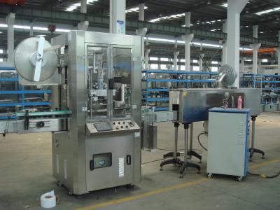 China Automatic Sleeve Shrink Labeling Machine for Plastic Square Bottles 100 BPM Speed 380V Power for sale