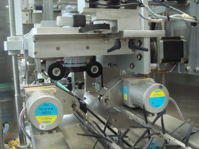 China TB-250 Round Bottle Shrink Sleeve Labeling Machine with 200 BPM Speed and 24KW Steam Generator for Industrial Applications for sale