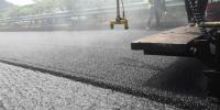 China 1.5cm 2cm Asphalt Overlay Bitumen Road Repair Concrete Pavement Maintenance for sale