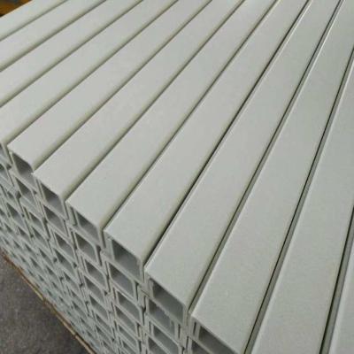 China 55x28x4mm FRP U Channel - Light Grey Fiberglass Profile with 4mm Wall Thickness and Wearing Resistance for sale