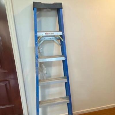 China Fireproof FRP Step Ladder 10ft 12ft Lightweight Anti-Aging Fiberglass Construction for sale