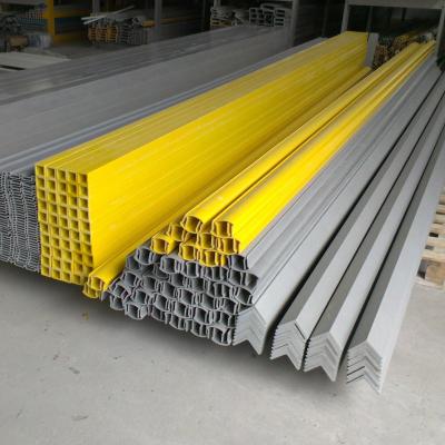 China Straight L Angle FRP Pultrusion Profile with GPO-3 Insulation - High Strength 45° Angle for Electrical Applications for sale