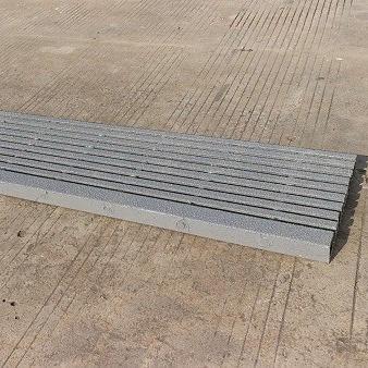 China Sidewalk Molded GRP Fiberglass Grating Panels 1×3 Mesh Anti-Slip Surface - Lightweight High Strength Corrosion Resistant for sale