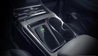 China QI Automotive Wireless Charger for Range Rover Vogue/Freelander/Discovery 5/Velar/Sport - 9V-16V Input, -40℃ to 85℃ Operating Range for sale