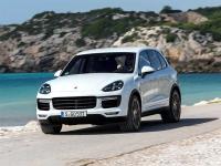 China Porsche Cayenne OEM Wireless Charger 215x170x103mm with 10W/7.5W/5W Power and Automotive Grade Certification for sale