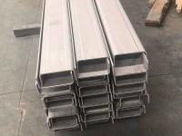 China 441 Stainless Steel Unequal Angle Profile Corrosion Resistant 2B Surface for sale
