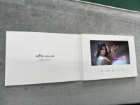 China High Impact Promotional Personalized Video Birthday Cards Lcd Video Mailer for sale