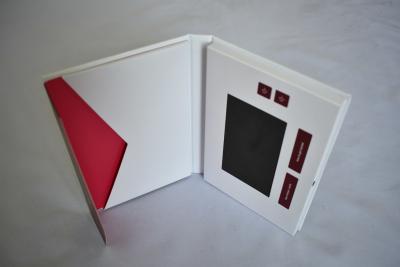 China Hard Cover Custom Video Mailers A5 Size With Pocket 5 Inch Tft Screen for sale