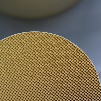 China Honeycomb Ceramic Diesel Oxidation Catalyst DOC 90% CO HC Reduction 400 CPSI for sale