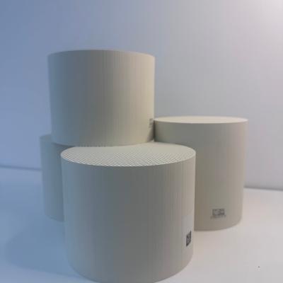 China Diesel Oxidation Catalyst DOC 400 CPSI Ceramic Substrate Low Light-Off Temperature for Euro VI Engines for sale
