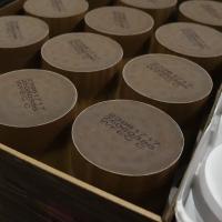 China Custom Cell Density High Thermal Shock Resistance Round Cordierite SCR Catalyst for Urban Buses for sale