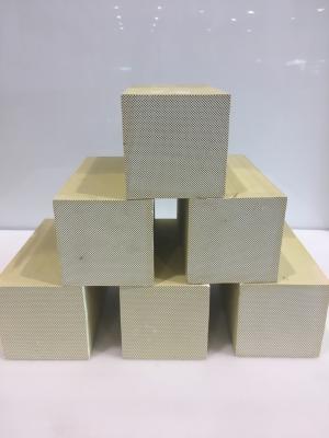 China 200 Cell Diesel DPF Filter with 90% Particulate Efficiency - 118.4mm to 330.2mm Diameter Range for Automotive Exhaust Systems for sale