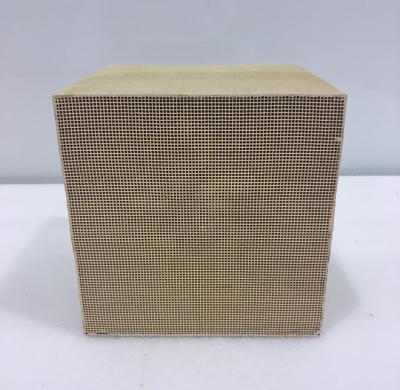China Honeycomb NH3 SCR Denitration Catalyst EURO 5 for Sintering Machine - 150x150mm Size, 95% Efficiency for sale