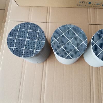China High Performance DPF Filter for Semi Trucks 1.6 TDI 1.9 TDI 1.5 DCI - 1.68L to 36.97L Volume Range with 100-300 CPSI for sale