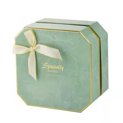 China Birthday Candy Gift Cardboard Box Baby Pink Cosmetic Perfume Bottle Package for sale