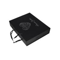 China Folding Gift Packaging Box Black Carboard Foldable Gift Box With Magnetic Lid for sale