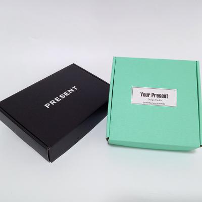China Biodegradable Cosmetic Packaging Box Small Corrugated Gift Mailer Boxes With Custom Logo for sale