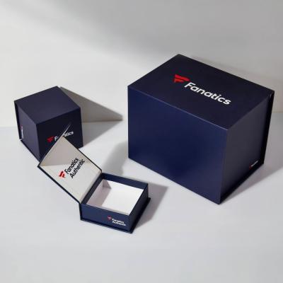 China Cardboard Clothing Packaging Gift Box for sale
