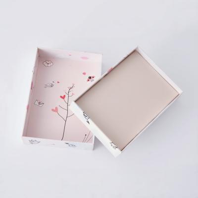 China Custom Printing Pink Paper Cardboard Packaging Box For Charge Power Banks for sale