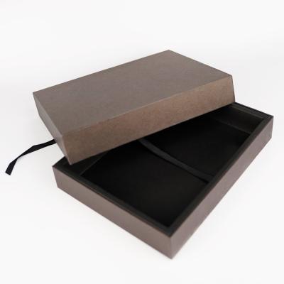 China Custom Gift Packaging Box , Recyclable Cardboard Lid And Base Gift Box for sale
