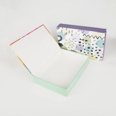 China Clothing Storage Paper Box Recyclable and Customized for Colorful Printing Gifts Packaging for sale
