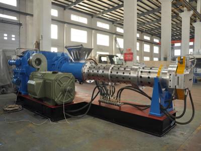 China Pin Barrel Cold Feed Rubber Extruder Machine Extrusion Line 1000 - 1500kg/H for sale