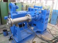 China Pin Barrel Cold Feed Rubber Extruder Window And Door Sealing Strips Machine for sale