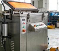China Rubber Flat Plate Vulcanizing Press Hydraulic Rubber Vulcanizing Machine Manufacturer CE Certified High-Efficiency Equipment For Rubber Molding Conveyor Belt Production for sale