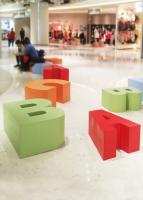 China Colorful Fiberglass 26 Letter Children'S Seat For Playground Mall Kindergarten Used for sale