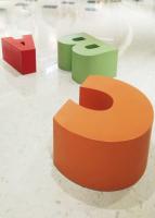 China Colorful Fiberglass 26 Letter Children'S Seat For Playground Mall Kindergarten Used for sale