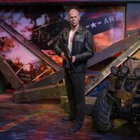 China Personalities Bruce Willis Wax Figure Realistic Hotter Celebrity Human Wax Statue for sale