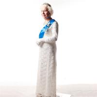 China Majesty Queen Elizabeth Wax Statue Figure Fiberglass High Simulated Realistic for sale