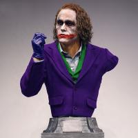 China Decoration Personalized Movie Character Lifesize Bust Statue For Sale for sale