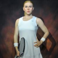 China LifeSize Celebrity Wax Figures Maria Sharapova Russia Tennis Player Figure 74 Inches for sale
