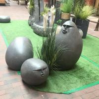 China Craft Clay Large Resin Plant / Gray Outdoor Garden Flower Pots ISO9001 for sale