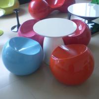 China Customized Modern Fiberglass Chair Table Set Outdoor Dining Table Chair 56*56*48cm for sale