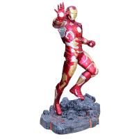 China Hulk Resin Marvel Avengers Statues Lifelike Waterproof FRP Polishing for sale