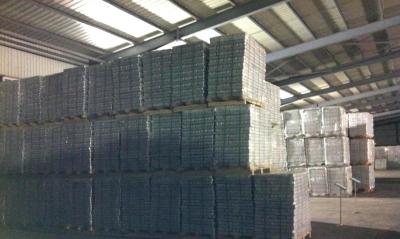 China Non Magnetic MgZr25 MgZr30 MgZr35 Alloy Ingot for Aviation Aerospace Parts for sale