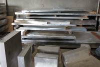 China MgZr25 Magnesium Zirconium Alloy Ingot for Investment Castings EMI RF Shielding for sale